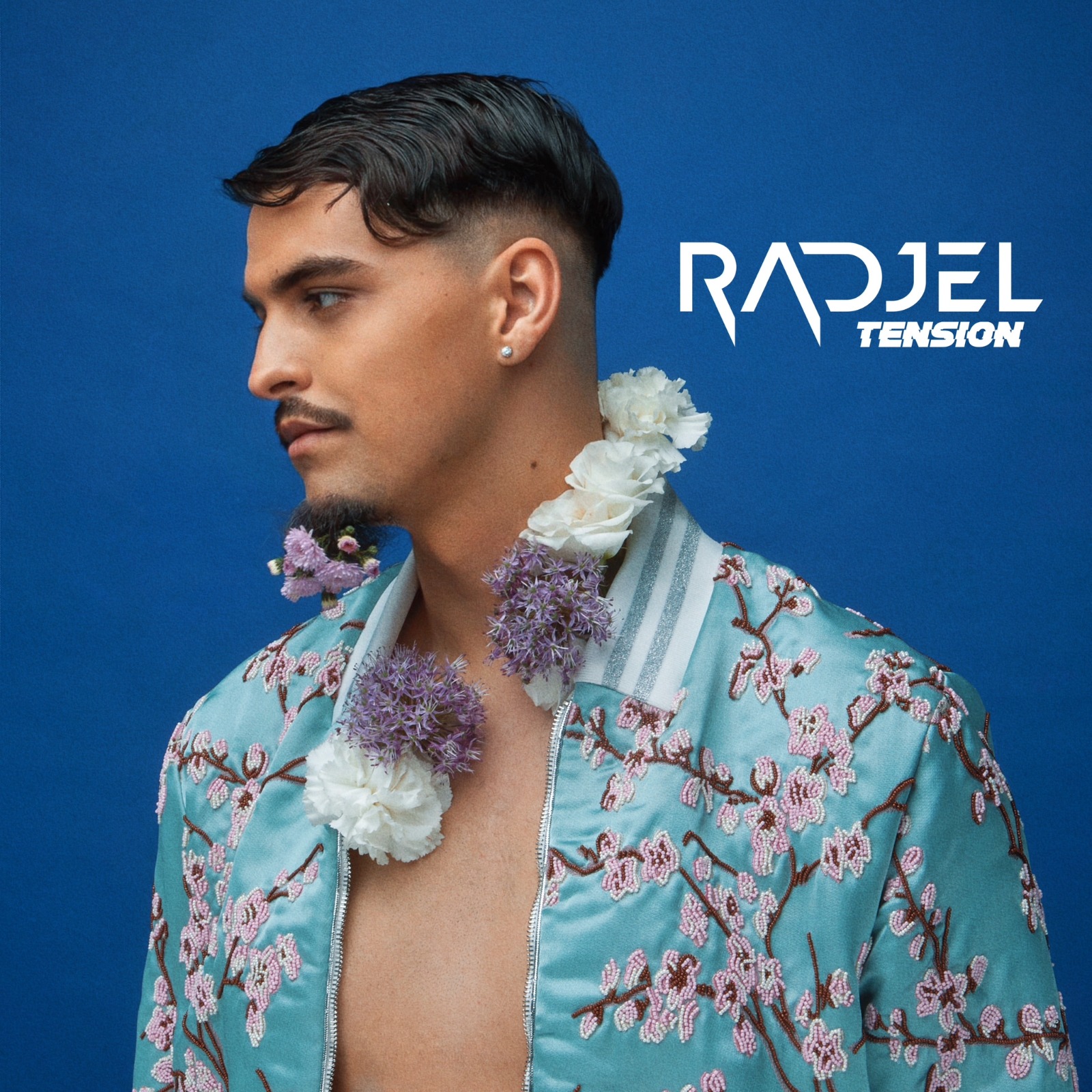 Radjel confirme le retour de la vague R&B avec son nouveau clip ...